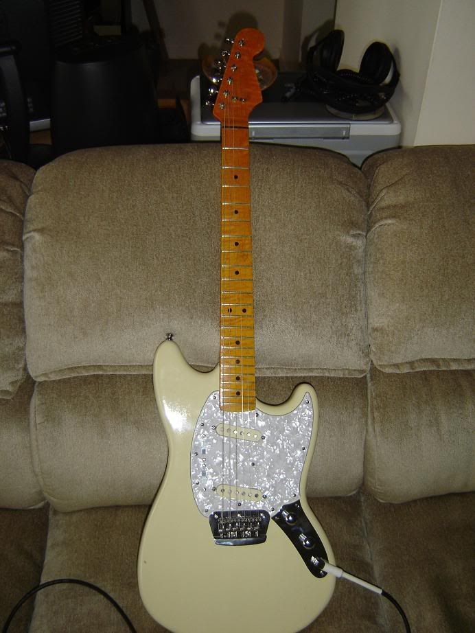 Completed Duo Sonic project - OffsetGuitars.com